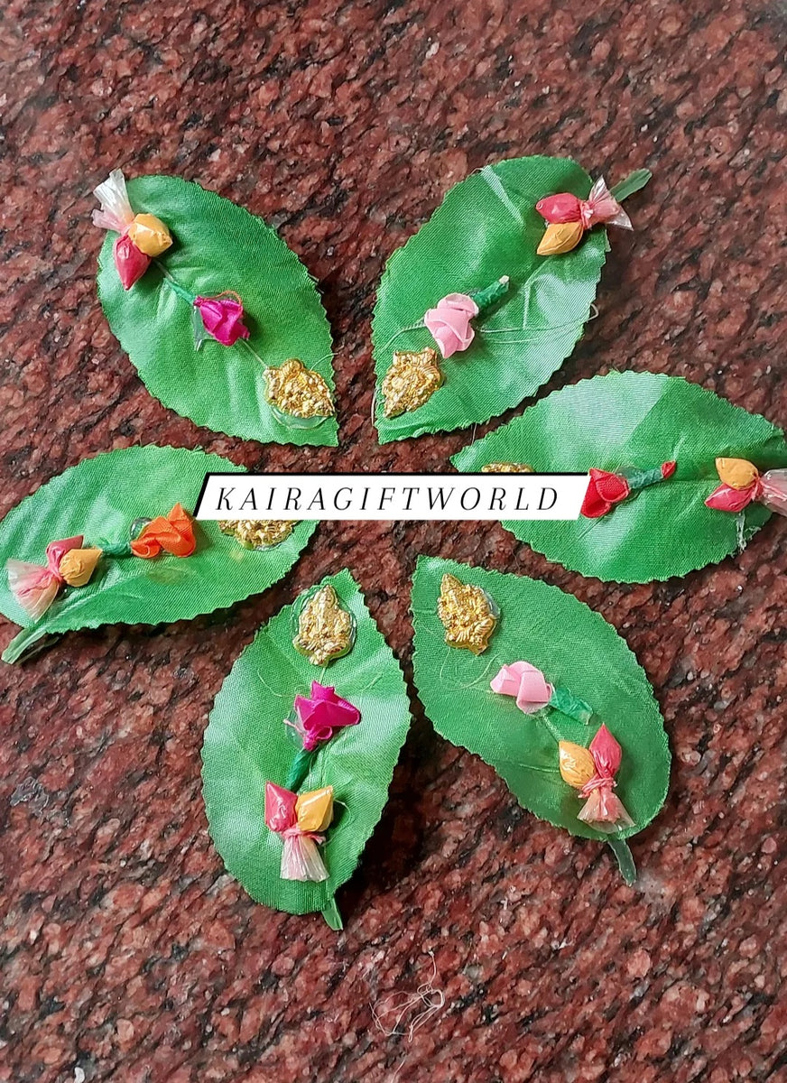 Leaf Pasupu Kumkum Packets – KairaGiftWorld